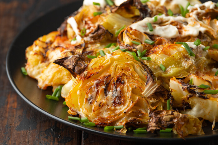 Repollo asado con salsa de tahini | Jumbo.cl